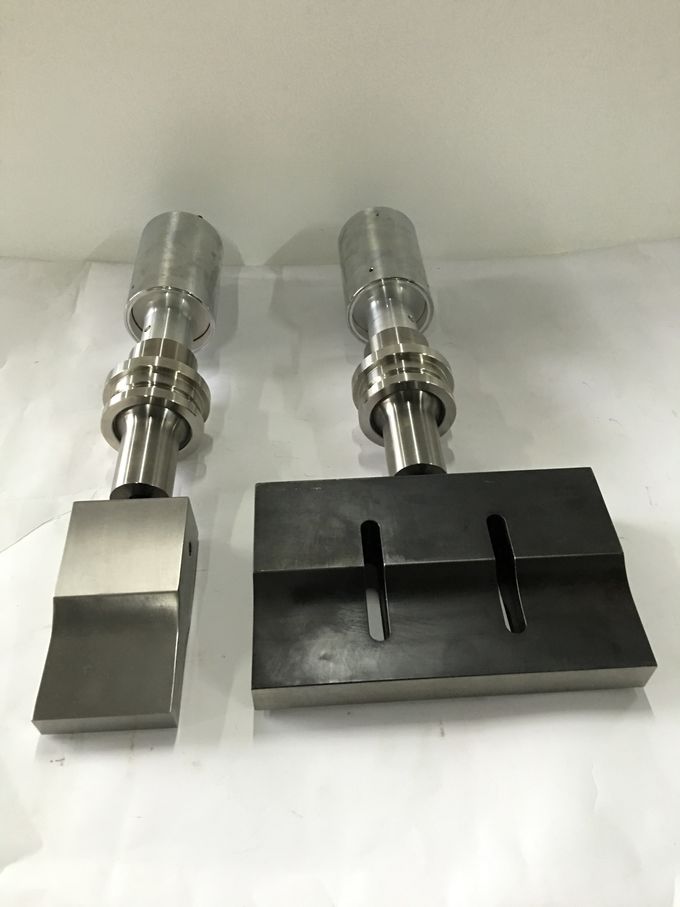 Customized Ultrasonic Welding Horn Titanium Or Steel 15Khz Sonotrode ...